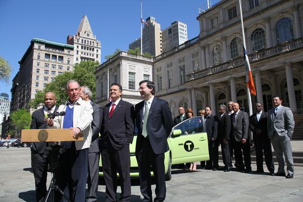 Mayor Bloomberg, Taxi Commissioner Yassky and Members of the Livery ...