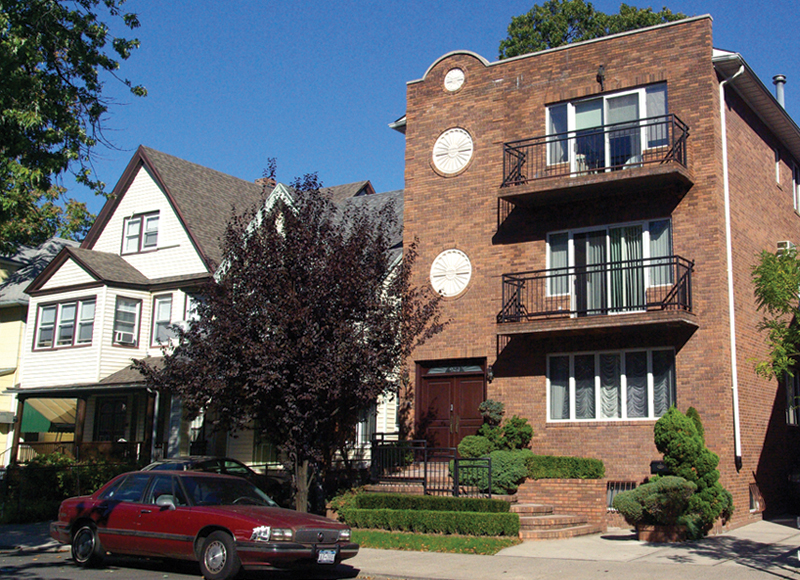 Zoning Districts Guide Residence Districts R5 R5 Infill R5A Zoning Districts Guide Residence Districts R5 R5 Infill R5A
