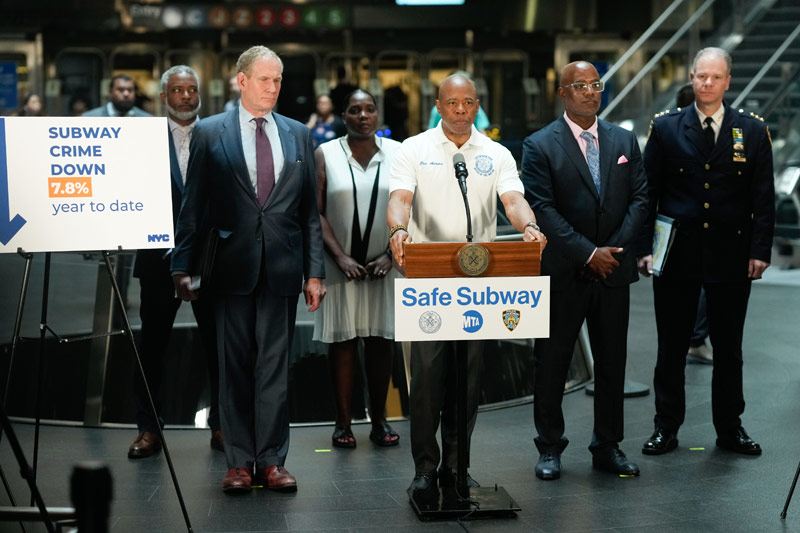 Mayor Adams, Governor Hochul Celebrate new Subway Safety Milestones ...
