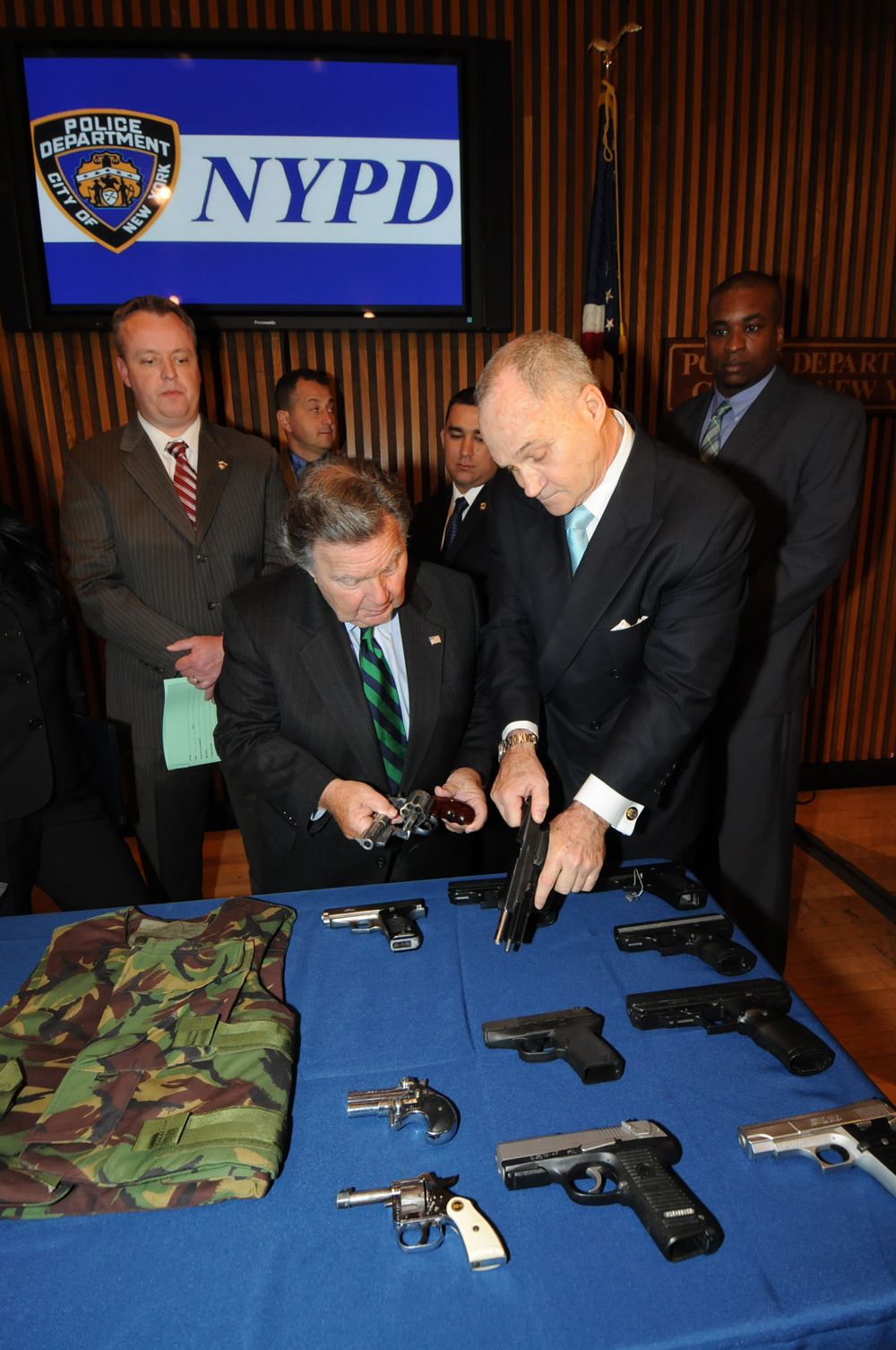 Gang Takedown in Queens - Thee RANT